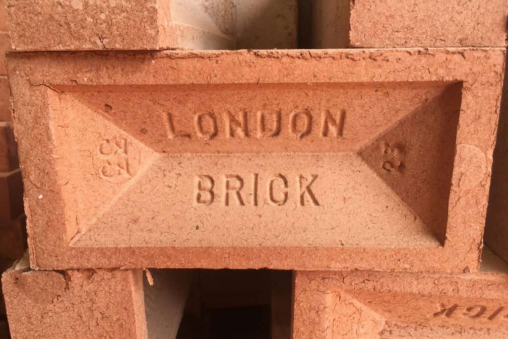 London Brick featured on BBC TV programme ‘Inside the Factory’ - Forterra